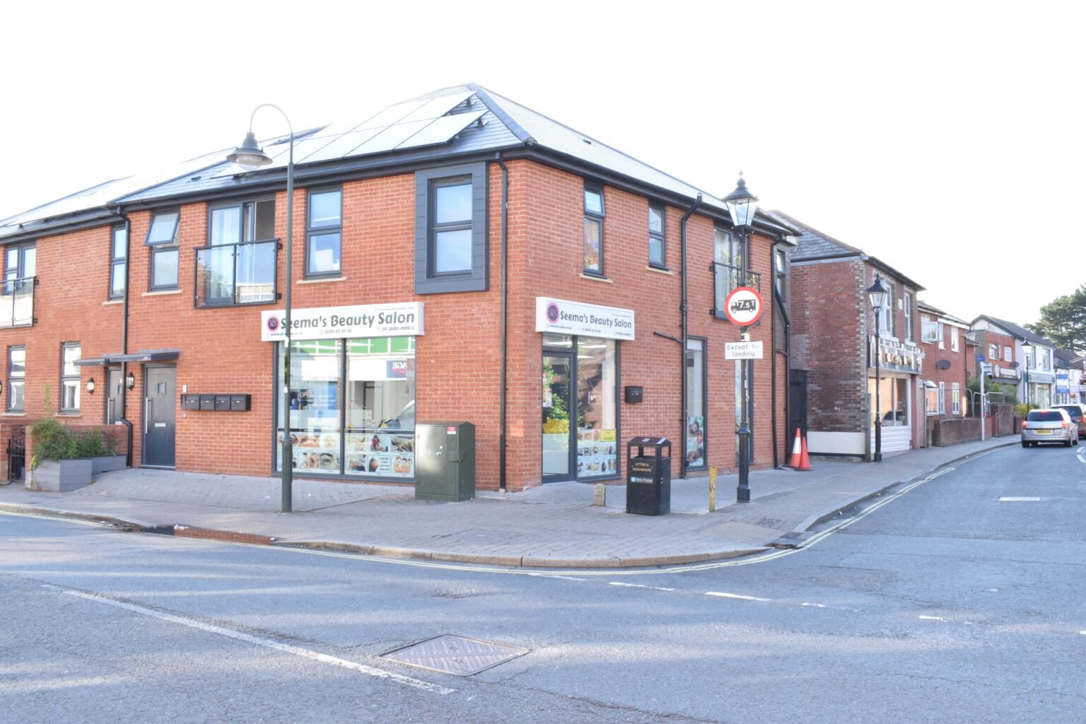 SB-Salon - Seema's Beauty Saloon